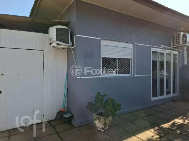 Casa / Sobrado para Venda em Porto Alegre/RS Cascata 2 Quartos