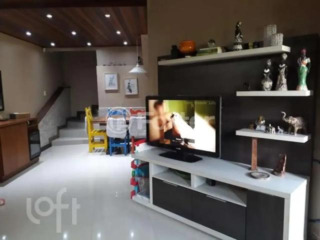 Casa / Sobrado para Venda em Porto Alegre/RS Cascata 4 Quartos