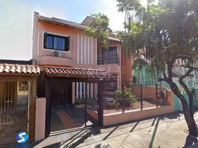 Casa / Sobrado para Venda em Porto Alegre/RS Cavalhada 3 Quartos