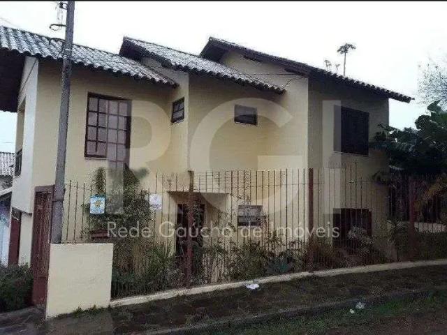 Casa / Sobrado para Venda em Porto Alegre/RS Cavalhada 3 Quartos