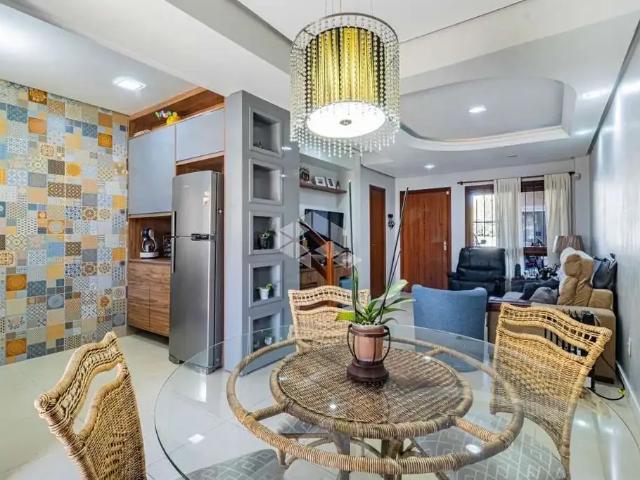 Casa / Sobrado para Venda em Porto Alegre/RS Cavalhada 3 Quartos