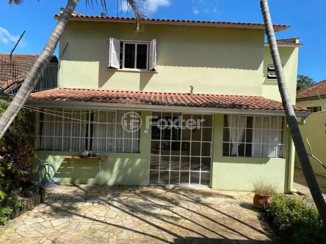 Casa / Sobrado para Venda em Porto Alegre/RS Cavalhada 3 Quartos