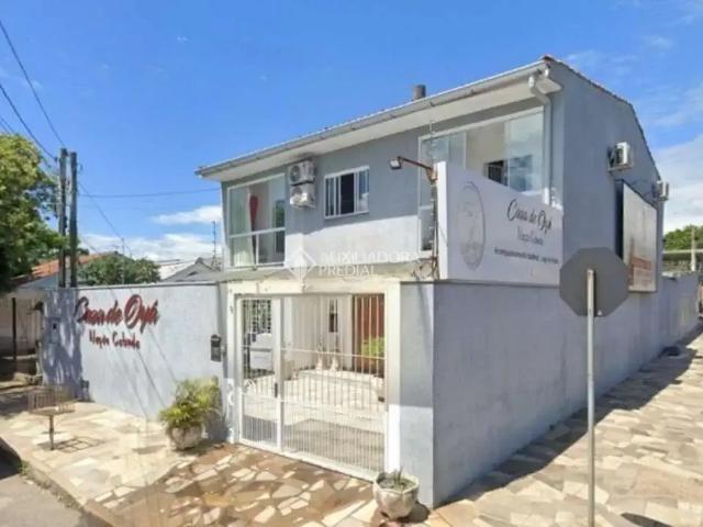 Casa / Sobrado para Venda em Porto Alegre/RS Cavalhada 3 Quartos