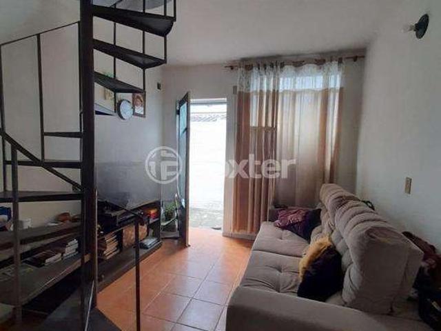 Casa / Sobrado para Venda em Porto Alegre/RS Cavalhada 1 Quartos