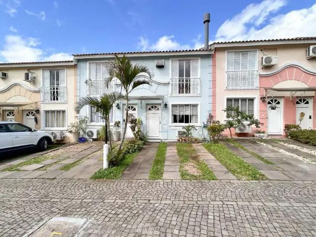 Casa / Sobrado para Venda em Porto Alegre/RS Cavalhada 2 Quartos