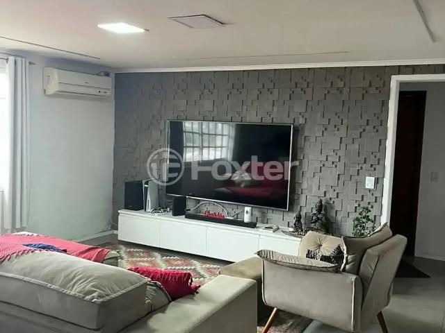 Casa / Sobrado para Venda em Porto Alegre/RS Cavalhada 4 Quartos