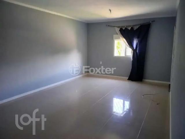 Casa / Sobrado para Venda em Porto Alegre/RS Cavalhada 4 Quartos