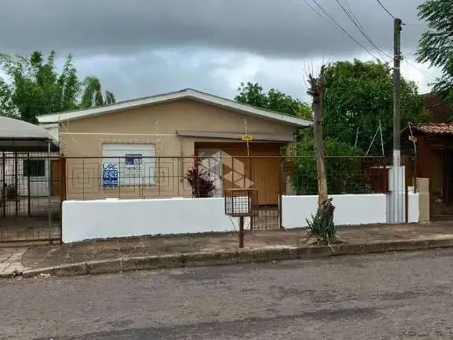 Casa / Sobrado para Venda em Porto Alegre/RS Cavalhada 4 Quartos