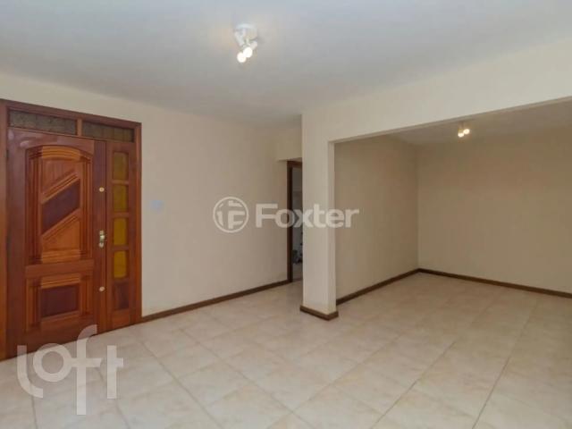 Casa / Sobrado para Venda em Porto Alegre/RS Cavalhada 4 Quartos