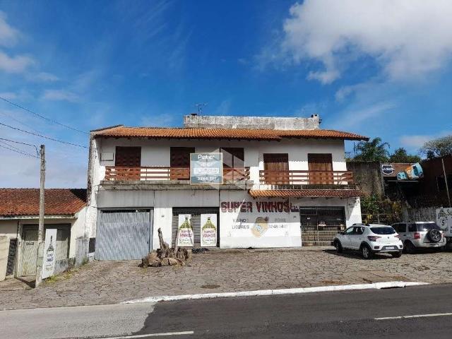 Casa / Sobrado para Venda em Porto Alegre/RS Cavalhada 5 Quartos