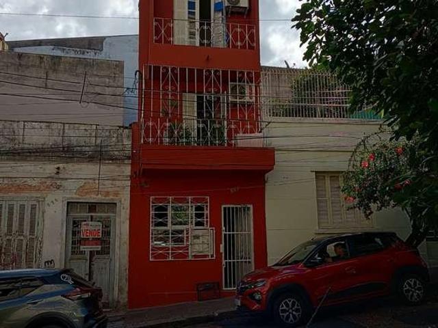 Casa / Sobrado para Venda em Porto Alegre/RS Centro Histórico 2 Quartos
