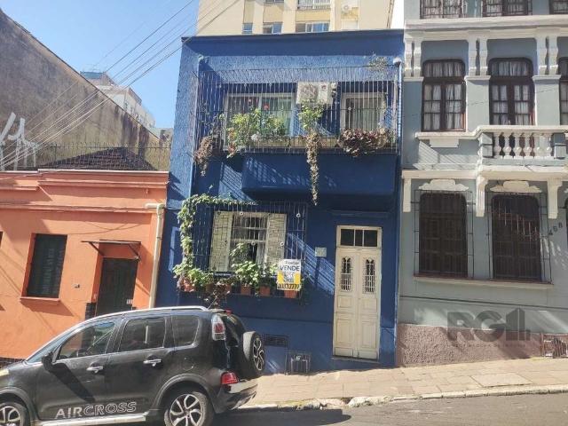 Casa / Sobrado para Venda em Porto Alegre/RS Centro Histórico 3 Quartos