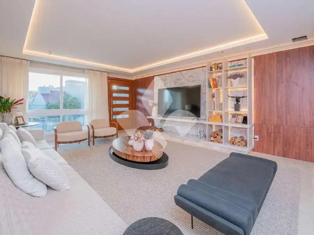 Casa / Sobrado para Venda em Porto Alegre/RS Chácara das Pedras 3 Quartos