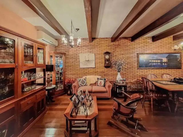 Casa / Sobrado para Venda em Porto Alegre/RS Chácara das Pedras 3 Quartos
