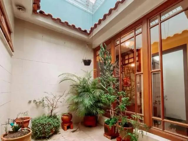 Casa / Sobrado para Venda em Porto Alegre/RS Chácara das Pedras 3 Quartos