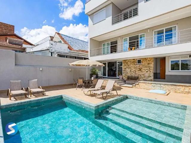 Casa / Sobrado para Venda em Porto Alegre/RS Chácara das Pedras 3 Quartos