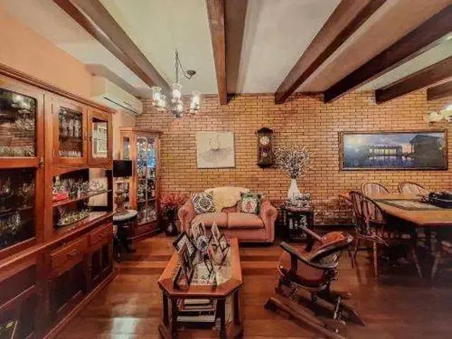 Casa / Sobrado para Venda em Porto Alegre/RS Chácara das Pedras 3 Quartos