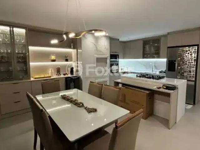 Casa / Sobrado para Venda em Porto Alegre/RS Chácara das Pedras 3 Quartos