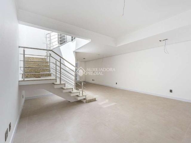 Casa / Sobrado para Venda em Porto Alegre/RS Chácara das Pedras 3 Quartos