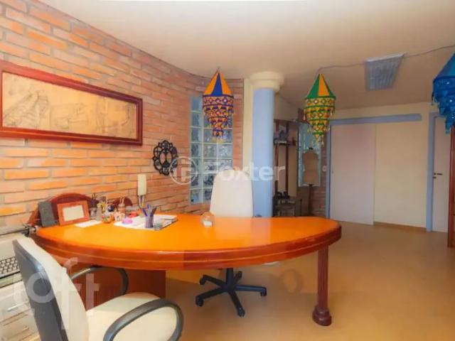 Casa / Sobrado para Venda em Porto Alegre/RS Chácara das Pedras 3 Quartos