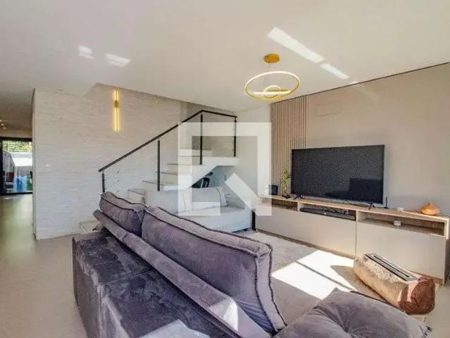 Casa / Sobrado para Venda em Porto Alegre/RS Chácara das Pedras 3 Quartos