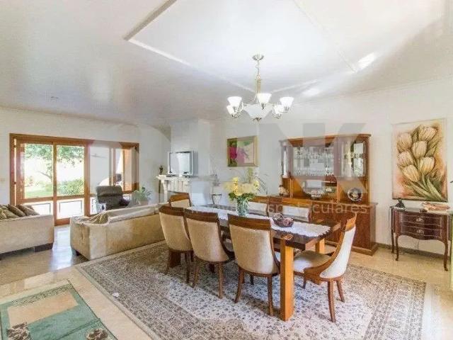 Casa / Sobrado para Venda em Porto Alegre/RS Chácara das Pedras 3 Quartos