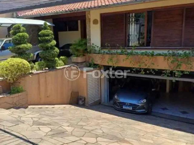 Casa / Sobrado para Venda em Porto Alegre/RS Chácara das Pedras 3 Quartos
