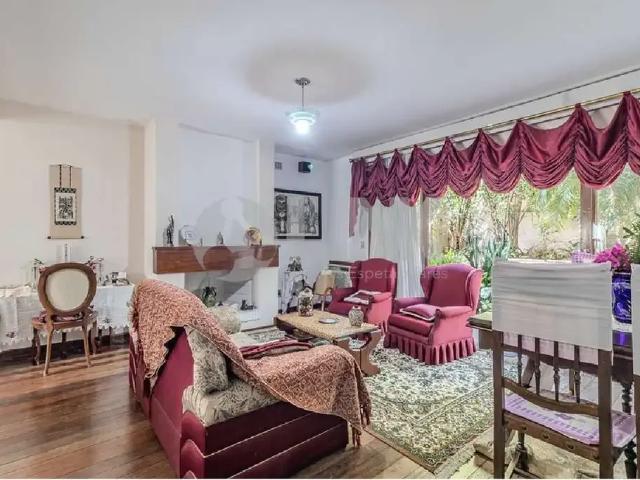 Casa / Sobrado para Venda em Porto Alegre/RS Chácara das Pedras 3 Quartos