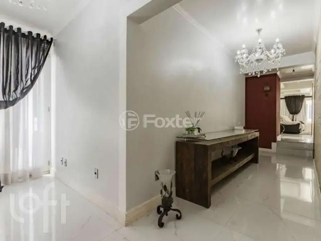 Casa / Sobrado para Venda em Porto Alegre/RS Chácara das Pedras 4 Quartos