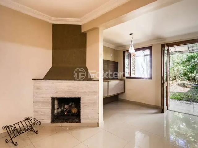 Casa / Sobrado para Venda em Porto Alegre/RS Chácara das Pedras 4 Quartos