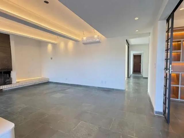 Casa / Sobrado para Venda em Porto Alegre/RS Chácara das Pedras 4 Quartos