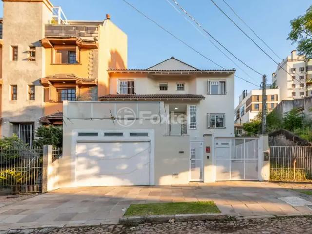 Casa / Sobrado para Venda em Porto Alegre/RS Chácara das Pedras 4 Quartos