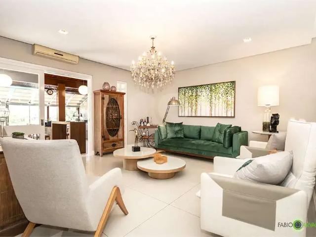 Casa / Sobrado para Venda em Porto Alegre/RS Chácara das Pedras 4 Quartos