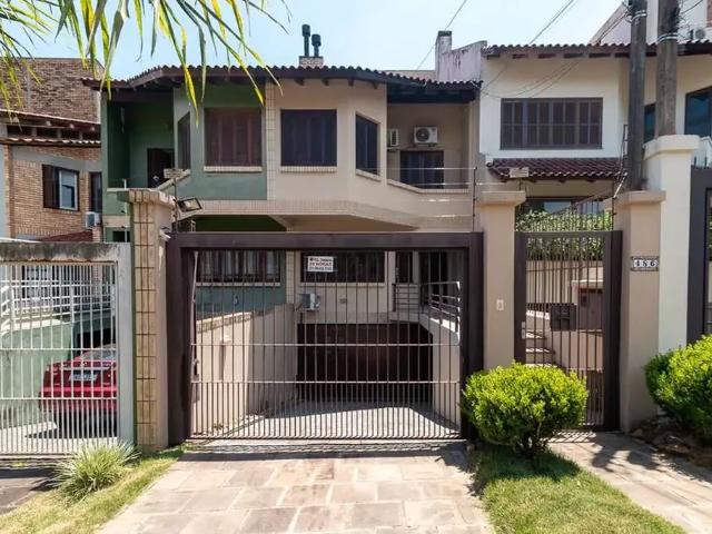 Casa / Sobrado para Venda em Porto Alegre/RS Chácara das Pedras 4 Quartos