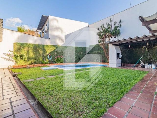 Casa / Sobrado para Venda em Porto Alegre/RS Chácara das Pedras 4 Quartos