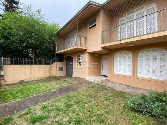Casa / Sobrado para Venda em Porto Alegre/RS Chácara das Pedras 4 Quartos