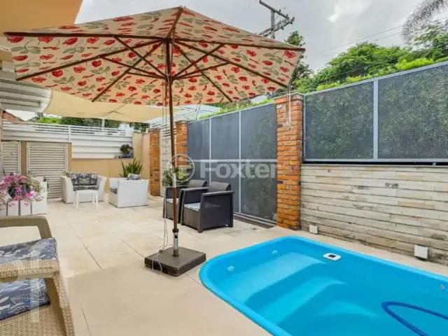 Casa / Sobrado para Venda em Porto Alegre/RS Chácara das Pedras 4 Quartos