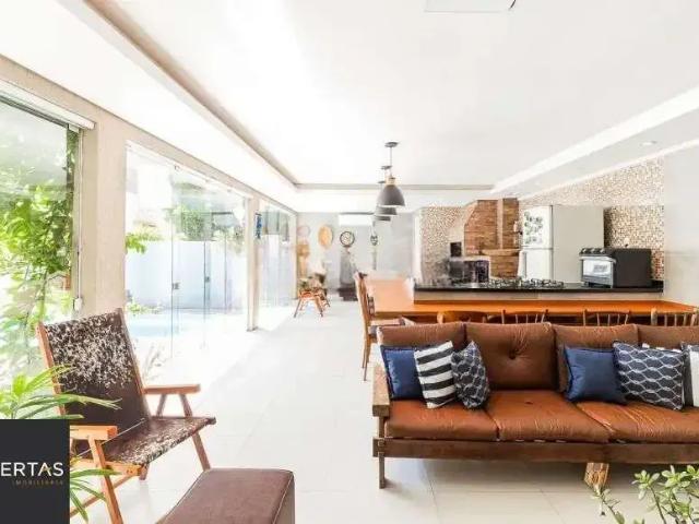 Casa / Sobrado para Venda em Porto Alegre/RS Chácara das Pedras 4 Quartos