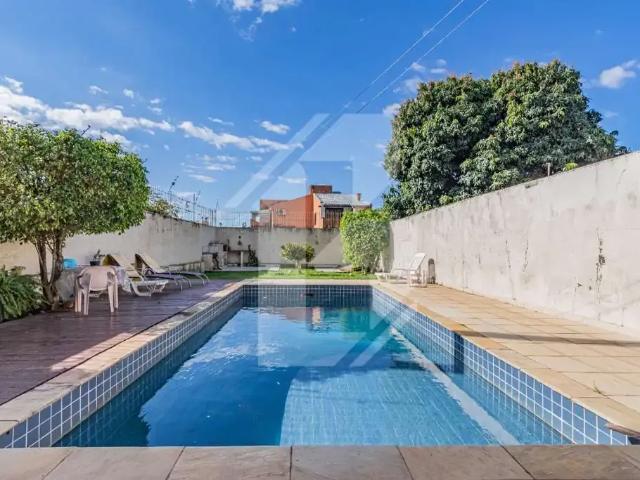 Casa / Sobrado para Venda em Porto Alegre/RS Chácara das Pedras 4 Quartos