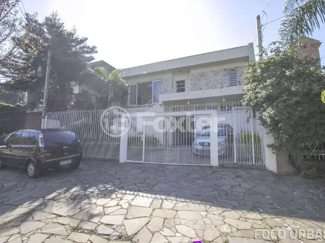 Casa / Sobrado para Venda em Porto Alegre/RS Chácara das Pedras 4 Quartos