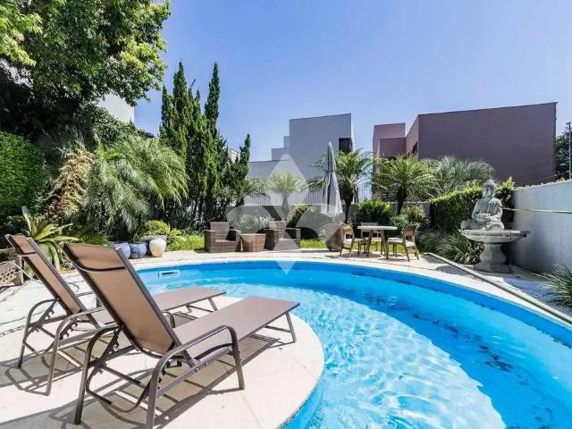 Casa / Sobrado para Venda em Porto Alegre/RS Chácara das Pedras 4 Quartos