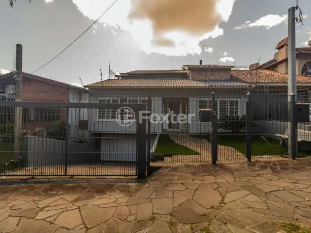 Casa / Sobrado para Venda em Porto Alegre/RS Chácara das Pedras 5 Quartos