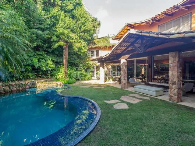 Casa / Sobrado para Venda em Porto Alegre/RS Chácara das Pedras 5 Quartos