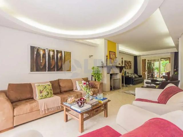 Casa / Sobrado para Venda em Porto Alegre/RS Chácara das Pedras 5 Quartos