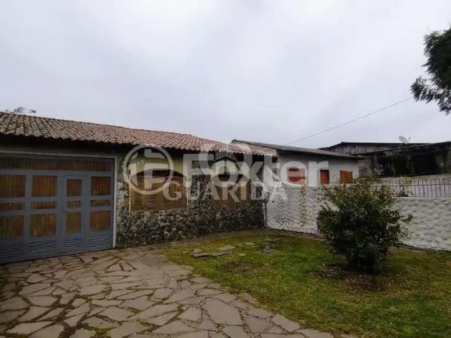 Casa / Sobrado para Venda em Porto Alegre/RS Chapéu do Sol 2 Quartos