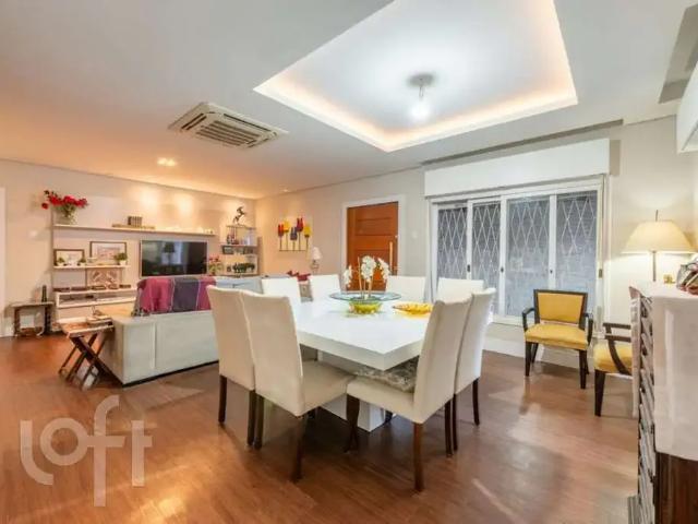 Casa / Sobrado para Venda em Porto Alegre/RS Cidade Baixa 4 Quartos
