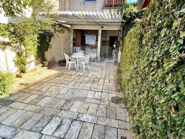 Casa / Sobrado para Venda em Porto Alegre/RS Cidade Baixa 3 Quartos
