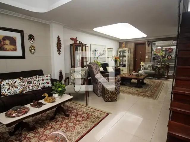 Casa / Sobrado para Venda em Porto Alegre/RS Cidade Baixa 3 Quartos
