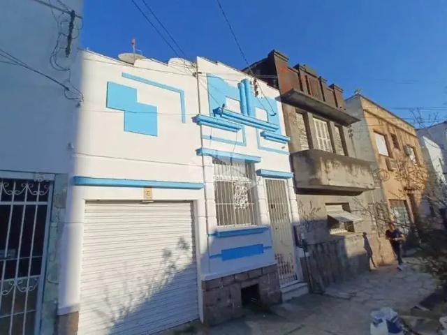 Casa / Sobrado para Venda em Porto Alegre/RS Cidade Baixa 3 Quartos
