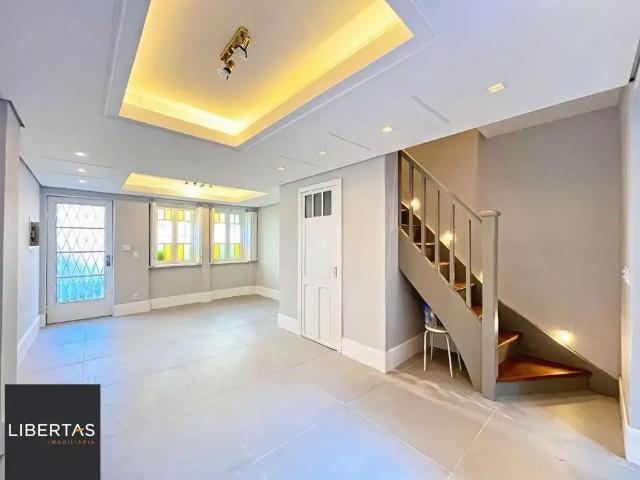 Casa / Sobrado para Venda em Porto Alegre/RS Cidade Baixa 2 Quartos